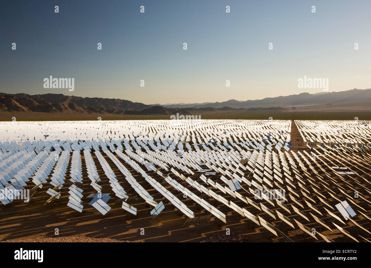 The Ivanpah solar thermal power station in California, the largest ...