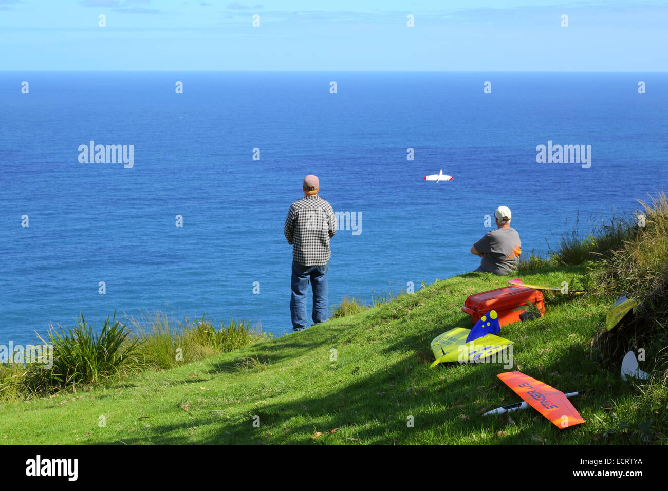 Recreation flying glider gliders cliff hobby coast coastal view hi-res ...