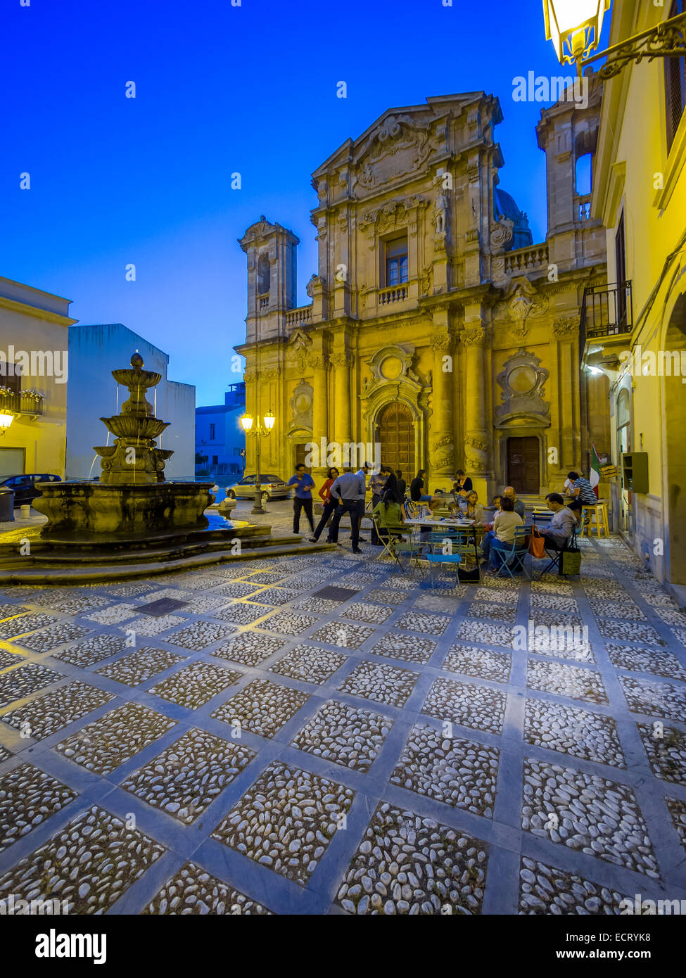 Chiesa italy marsala sicily hi-res stock photography and images - Alamy