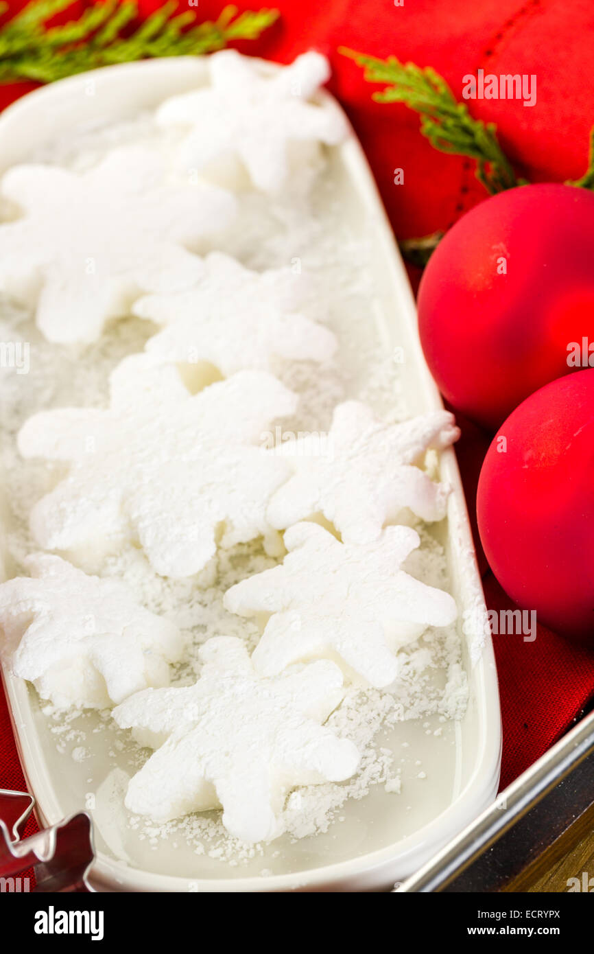 Homemade marshmallows in shape of snowflake Stock Photo - Alamy