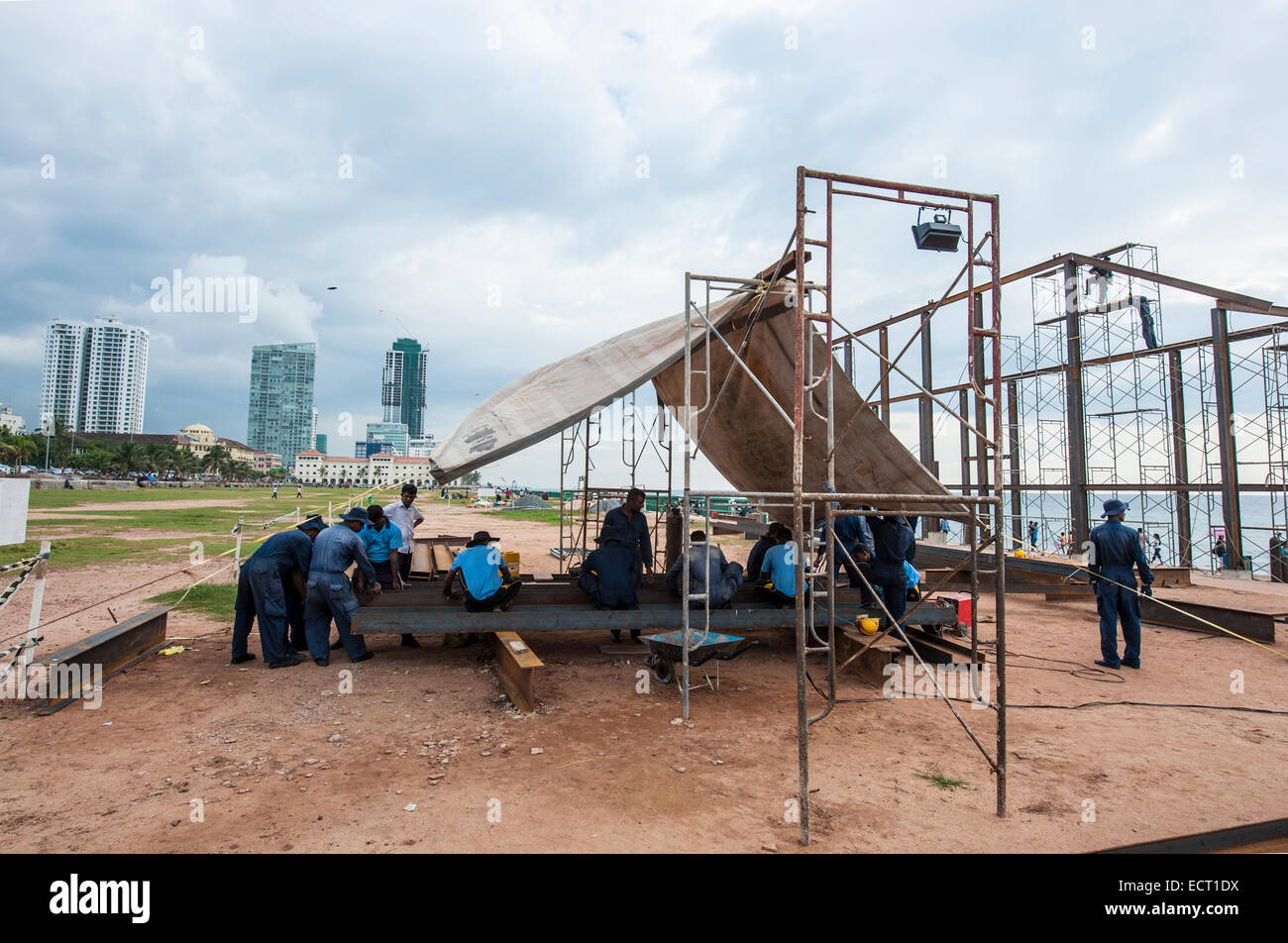 Galle Face, Colombo, Sri Lanka. 18th December 2014. Preparations for ...