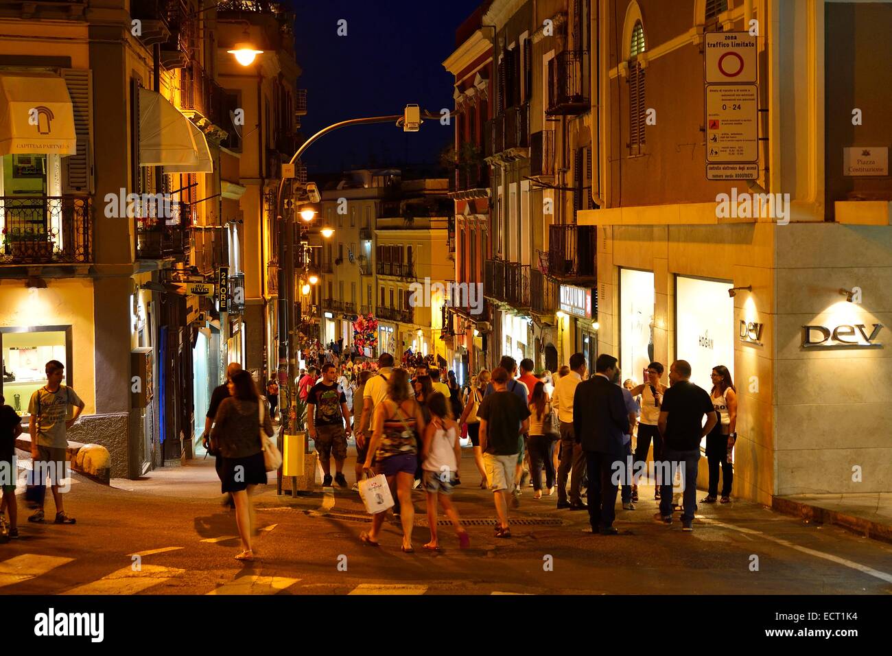 Pedestrianised road, Via Giuseppe Garibaldi at night, Cagliari ...