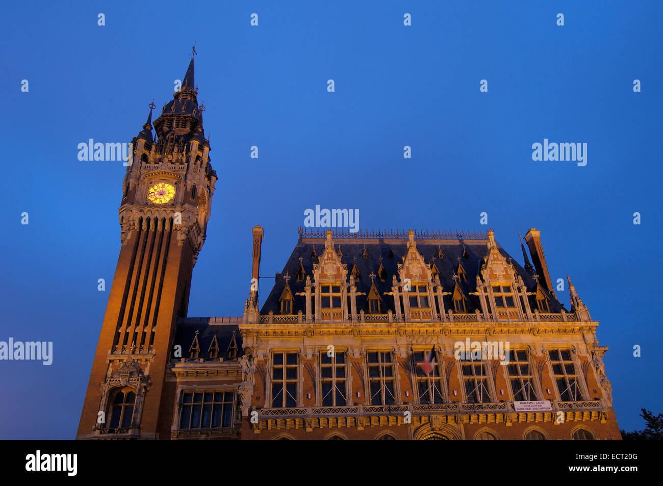 Belfry, Hotel de Ville, town hall, Calais, Nord-Pas de Calais, France, Europe Stock Photo - Alamy