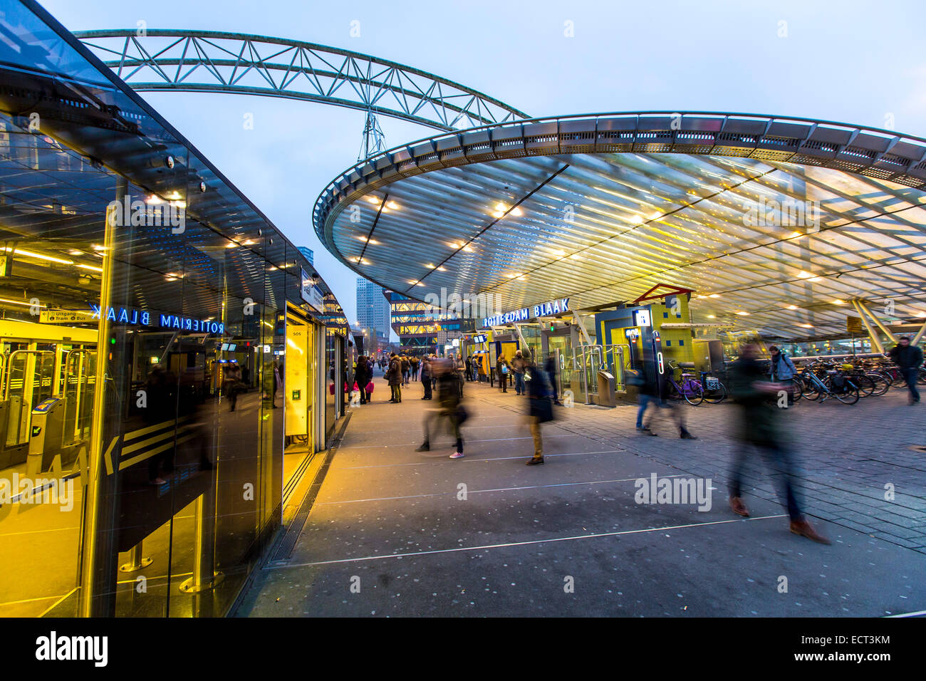 Rotterdam metro hi-res stock photography and images - Alamy