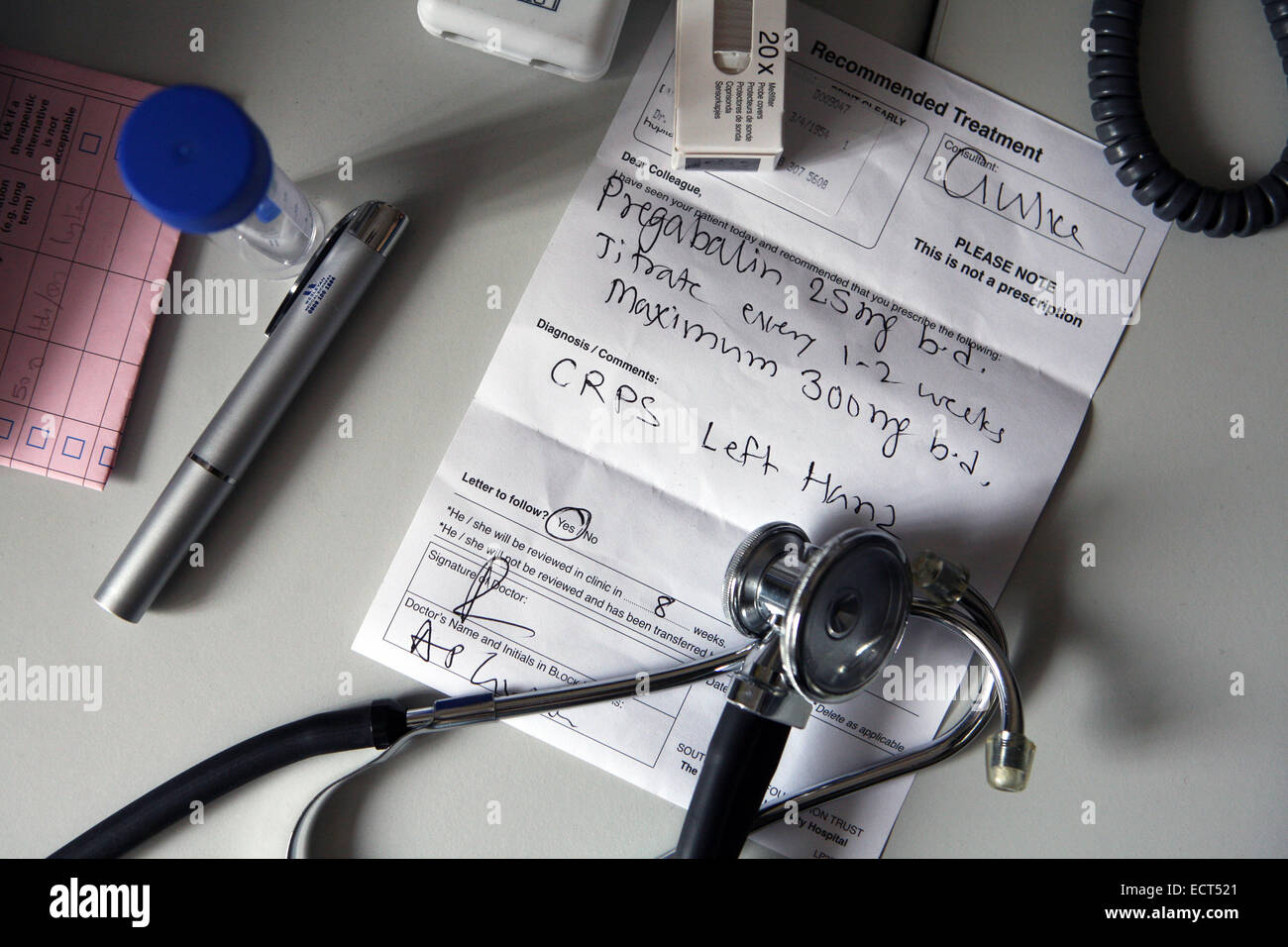 General practitioners hi-res stock photography and images - Alamy