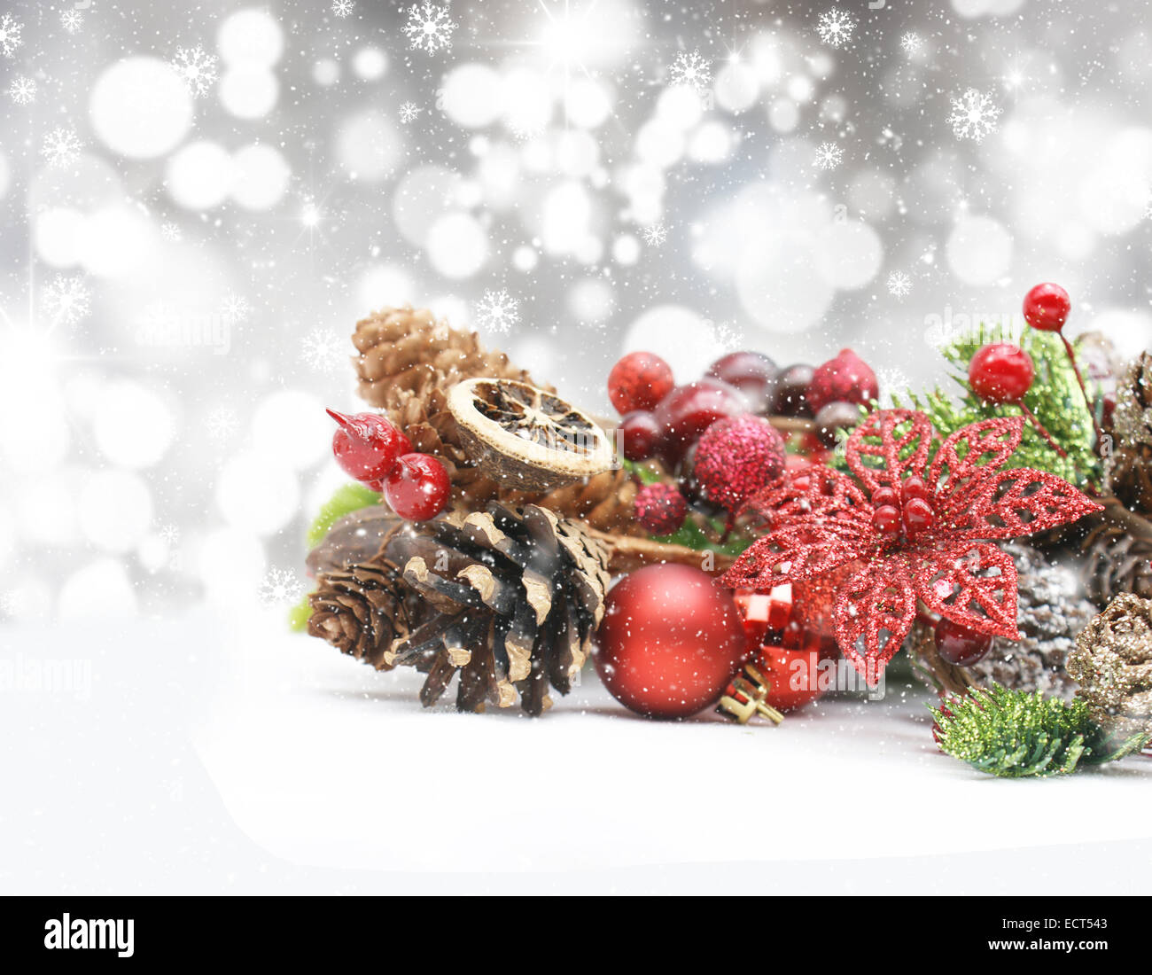 Silver bokeh christmas lights background hi-res stock photography and ...