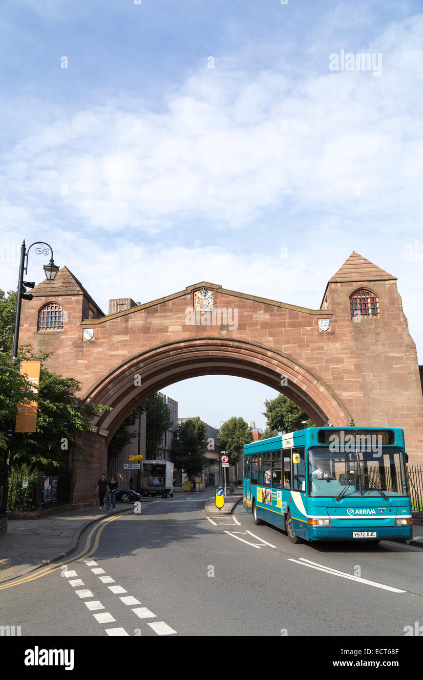 Newgate arch bridge hi-res stock photography and images - Alamy