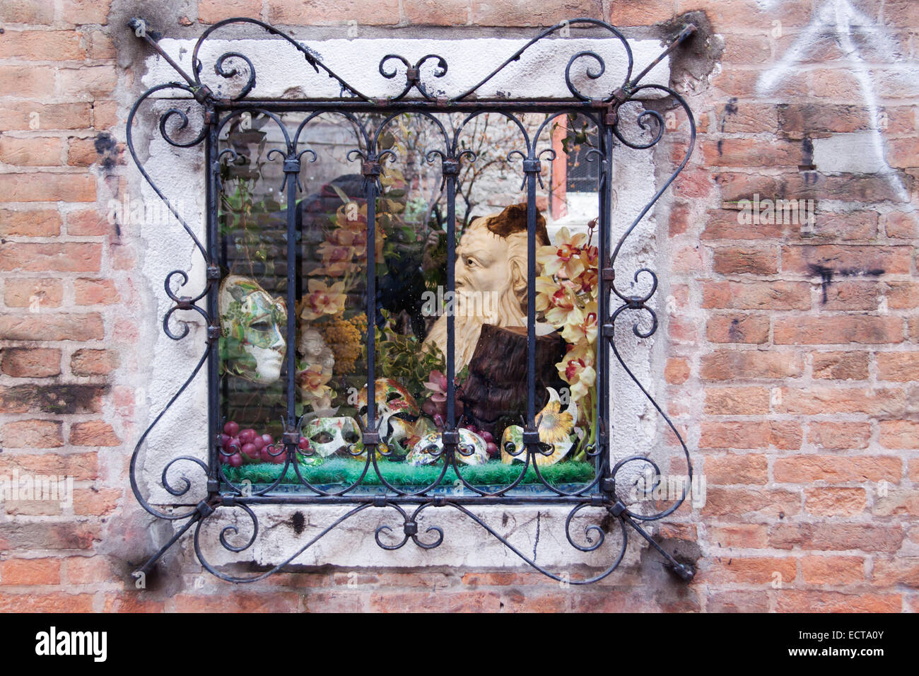 Shop Window Venice Italy TV000292 Stock Photo - Alamy
