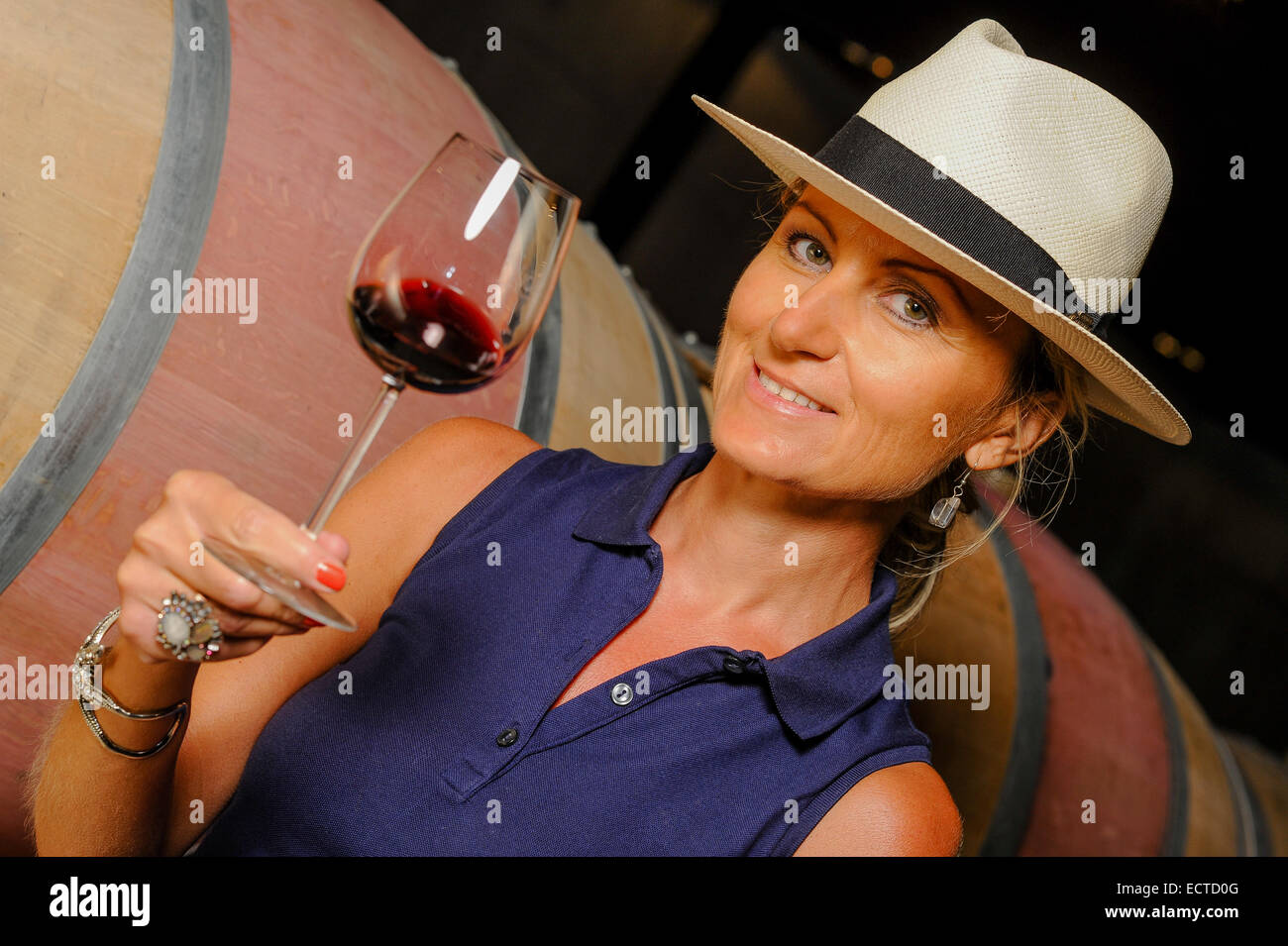 Women in the wine cellar hi-res stock photography and images - Alamy