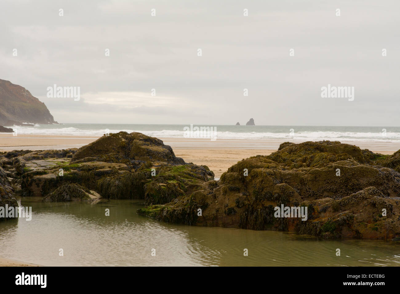 Coastal rock pools Perranporth, Cornwall Stock Photo - Alamy