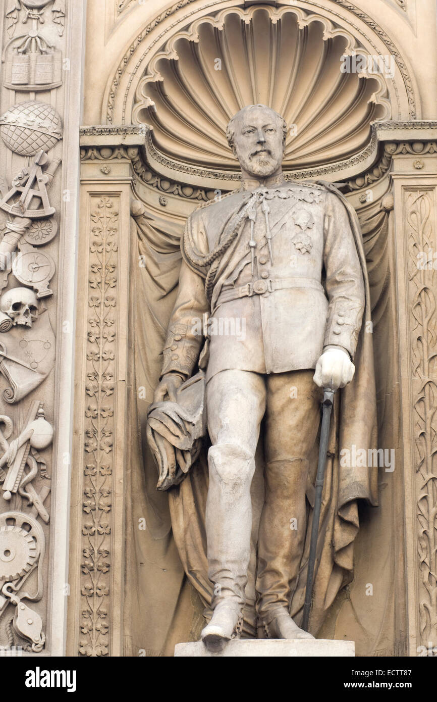 Temple bar memorial hi-res stock photography and images - Alamy