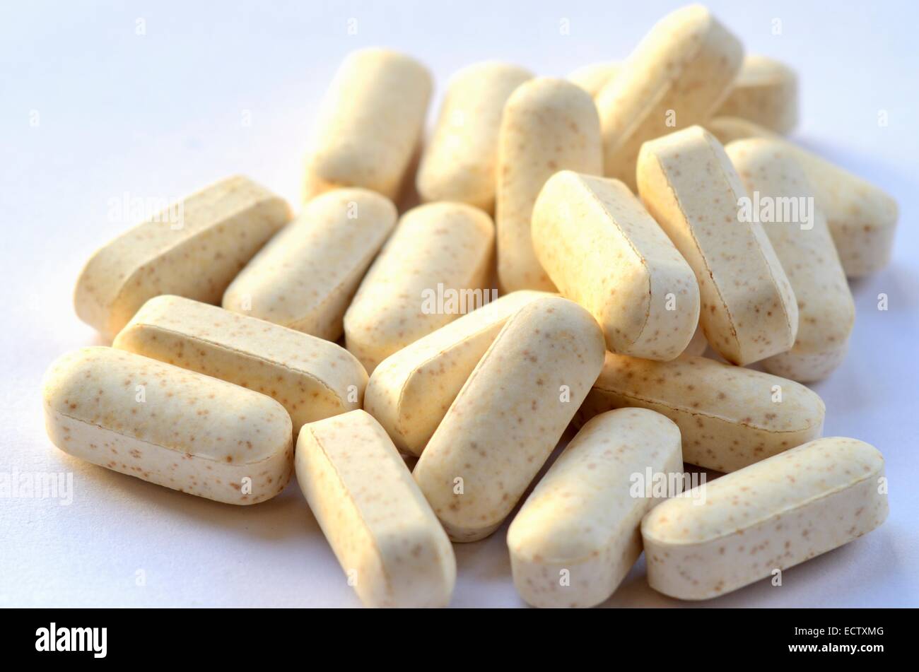 Pile of tablets, drugs, Glucosamine Stock Photo - Alamy