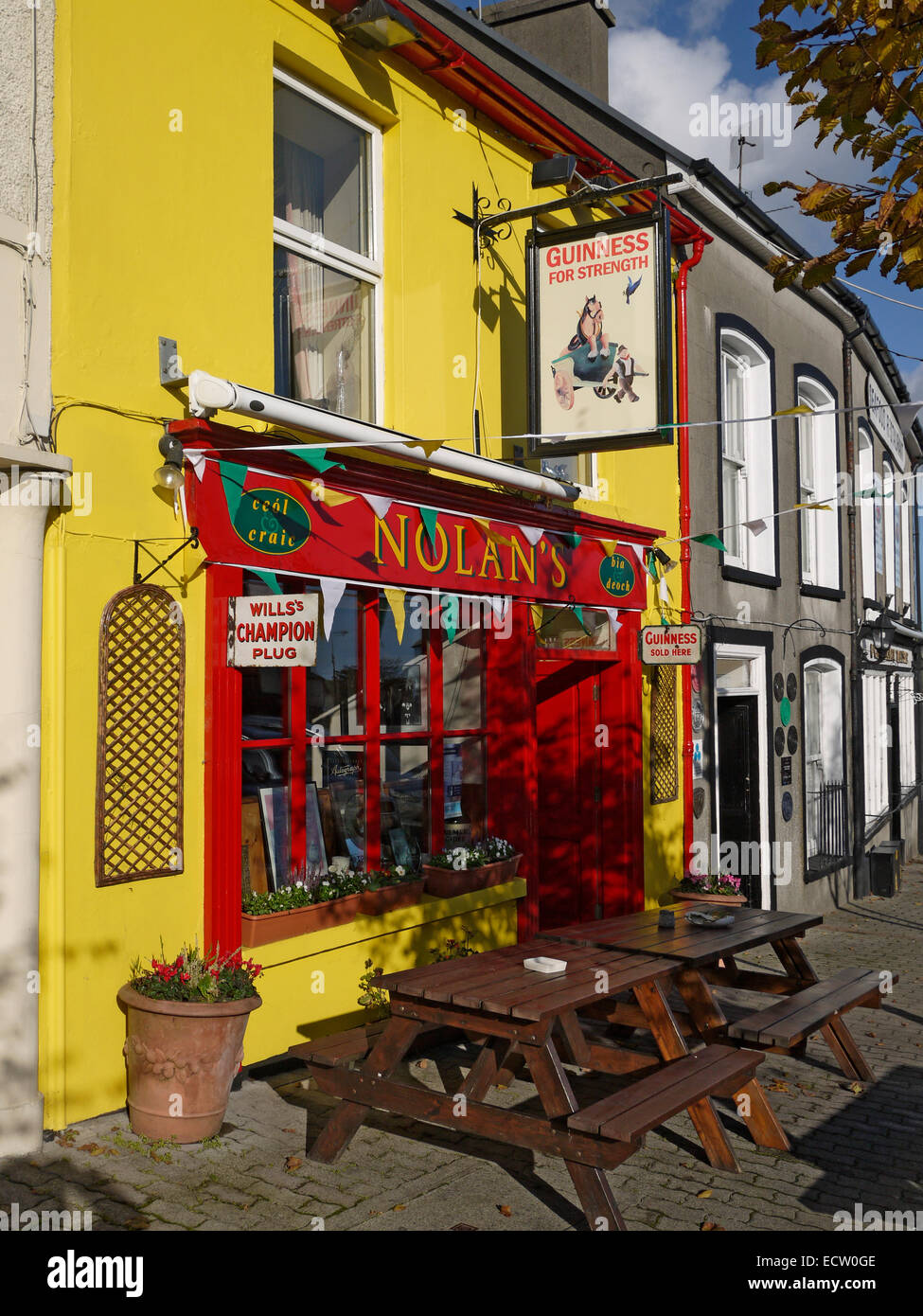 The nolans hi-res stock photography and images - Alamy