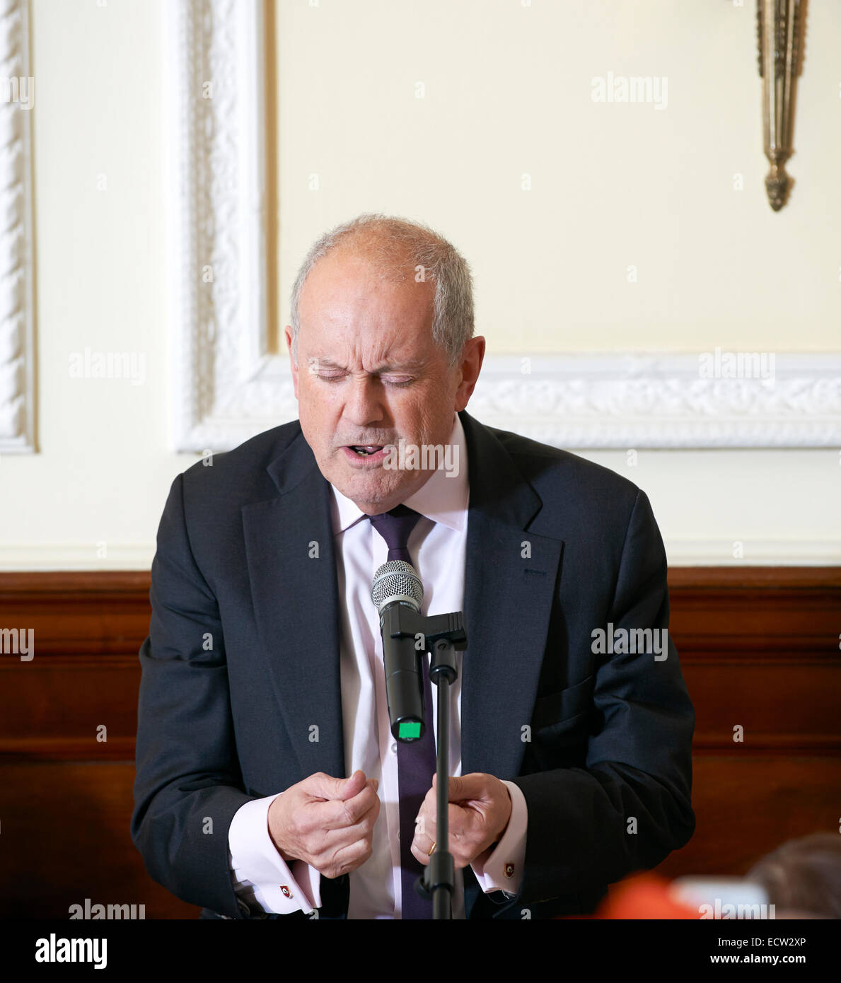 Gyles brandreth tv am hi-res stock photography and images - Alamy