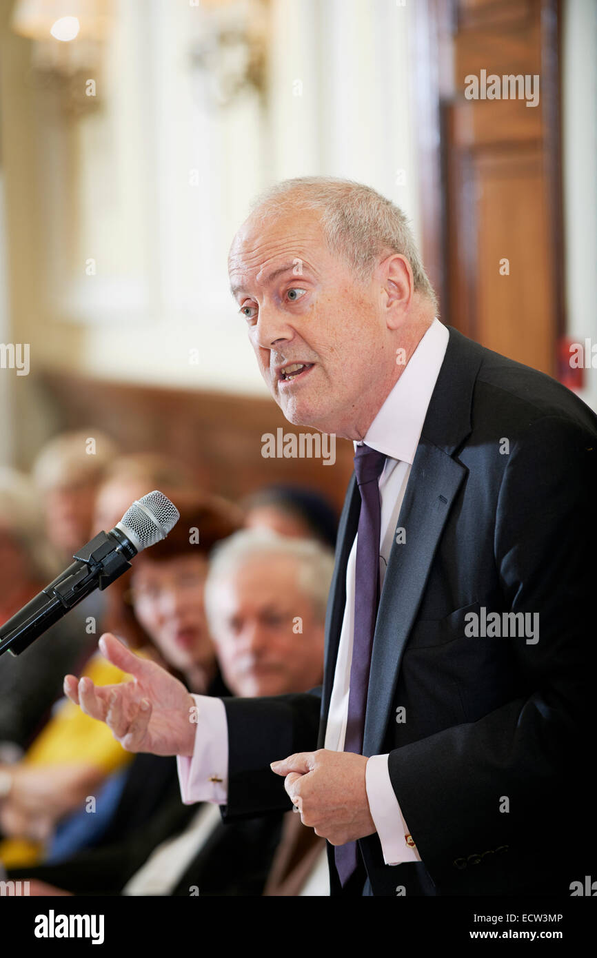 Gyles brandreth tv am hi-res stock photography and images - Alamy