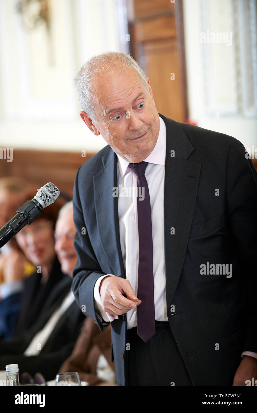 Gyles brandreth tv am hi-res stock photography and images - Alamy