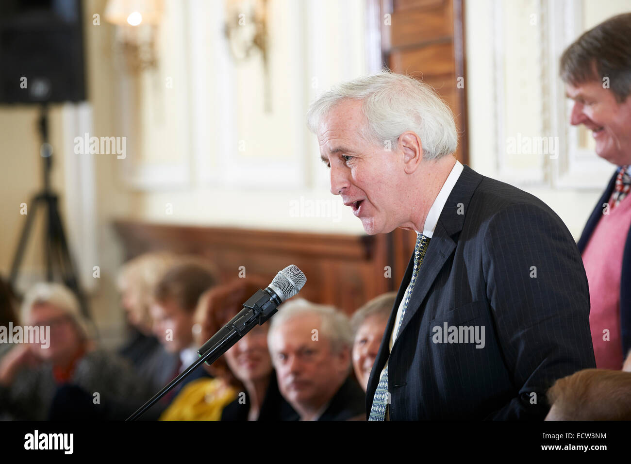 Hugo Vickers at the Oldie Literary Lunch 16-12-14 Stock Photo - Alamy