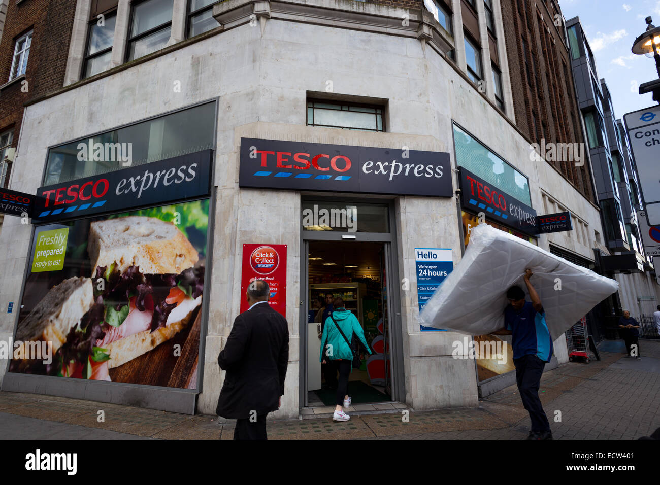 Tesco metro london hi-res stock photography and images - Alamy