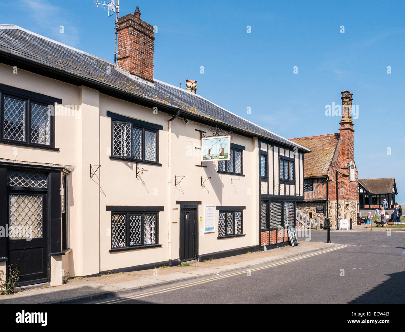 16th century mill house hi-res stock photography and images - Alamy