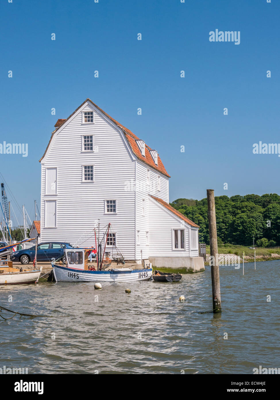 Woodbridge Tide Mill, Suffolk, Eastern England Stock Photo - Alamy