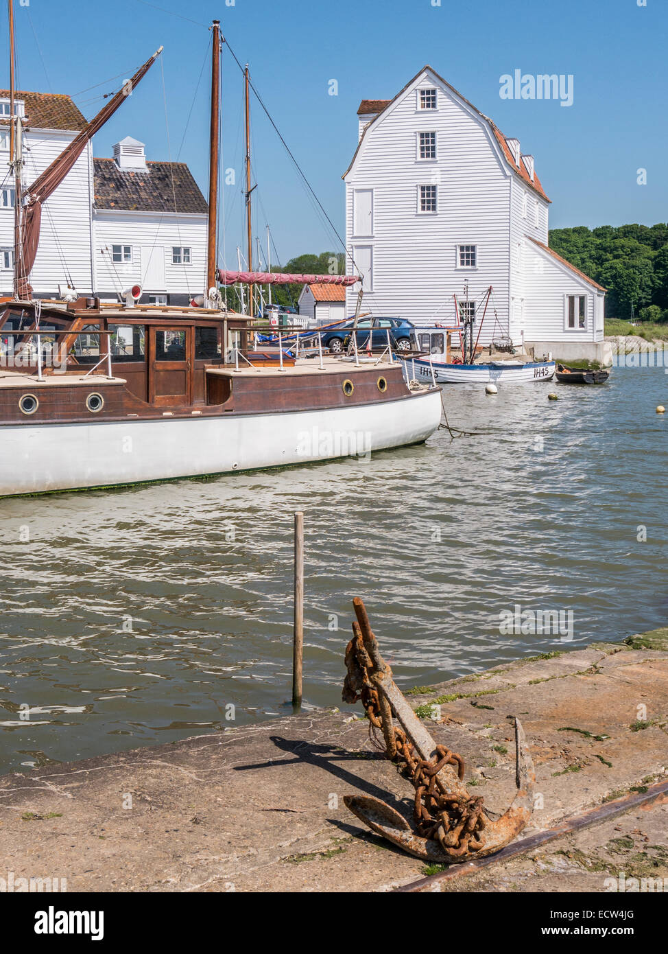 Woodbridge Tide Mill, Suffolk, Eastern England Stock Photo - Alamy