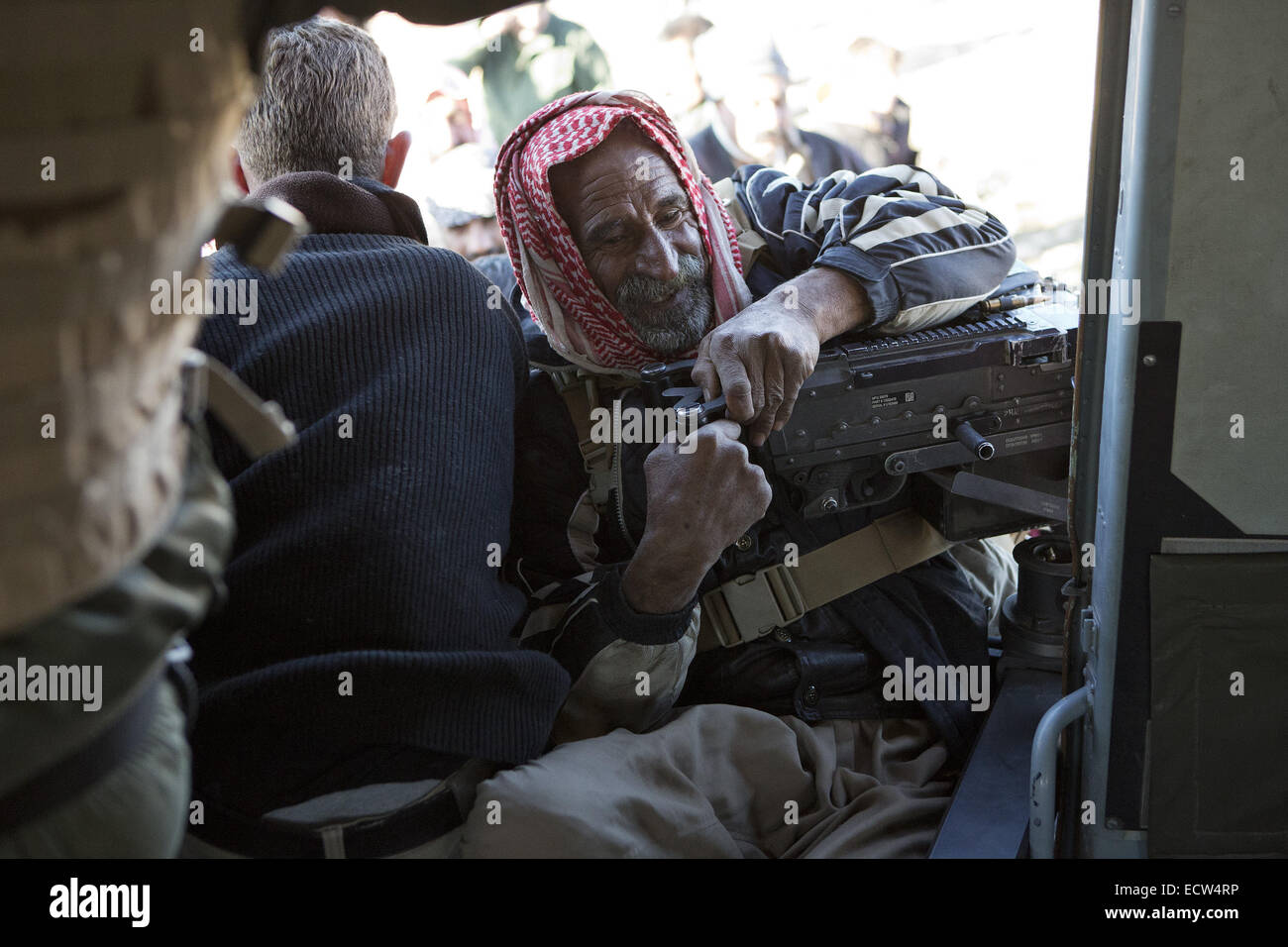 Sinjar mountains refugee hi-res stock photography and images - Alamy
