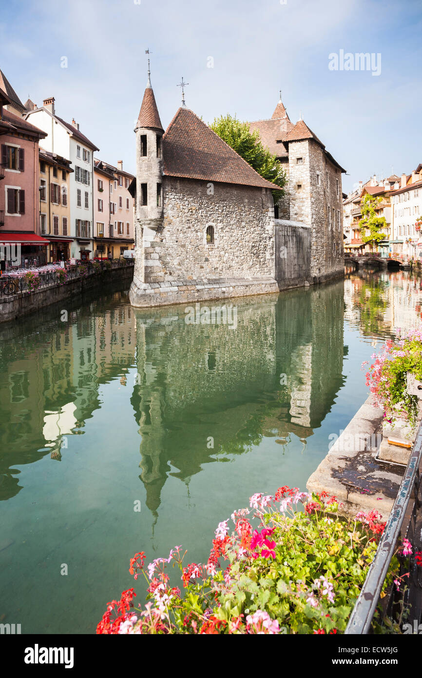 Annecy old town, France. Iconic landmark Palais de l'Isle castle ...
