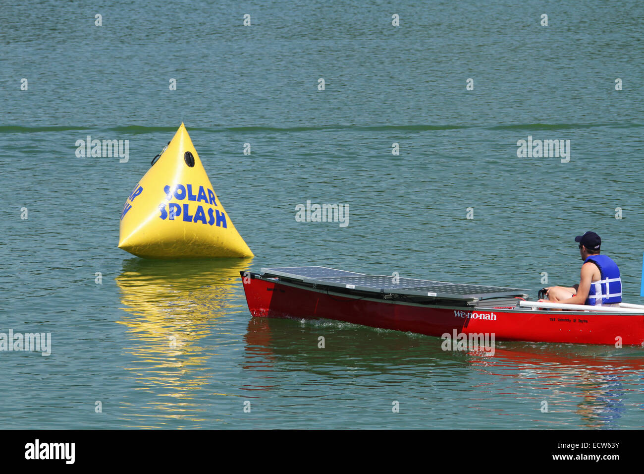 Boat 11 from the University of Dayton. Solar Cell Powered Boat. At the ...