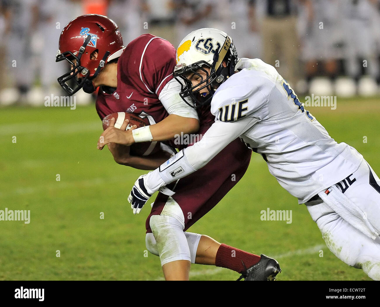December 19, 2014 Carson, CA.Central Catholic Raiders DE Ryan Vierra ...