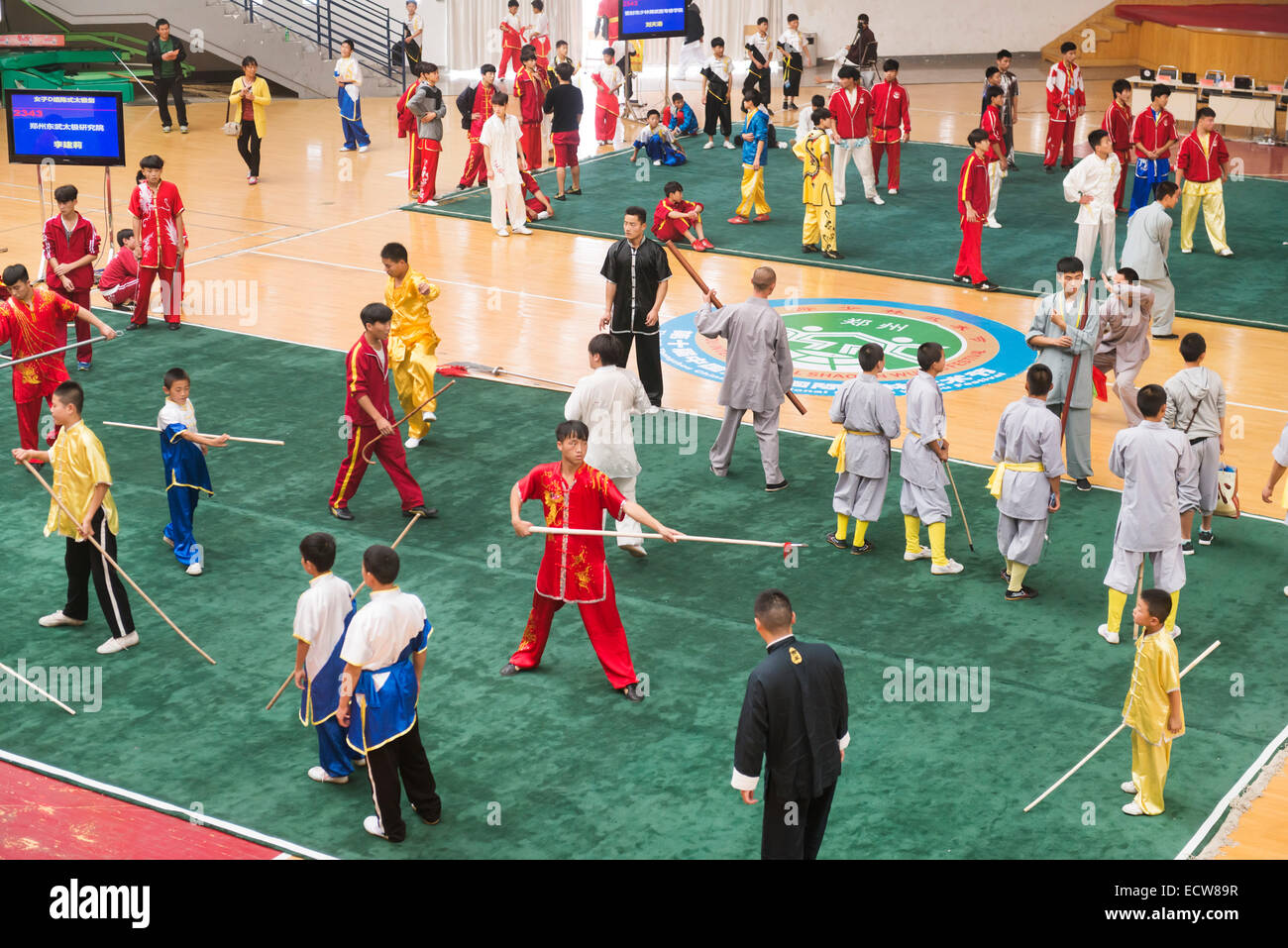 China traditional art forms hi-res stock photography and images - Alamy