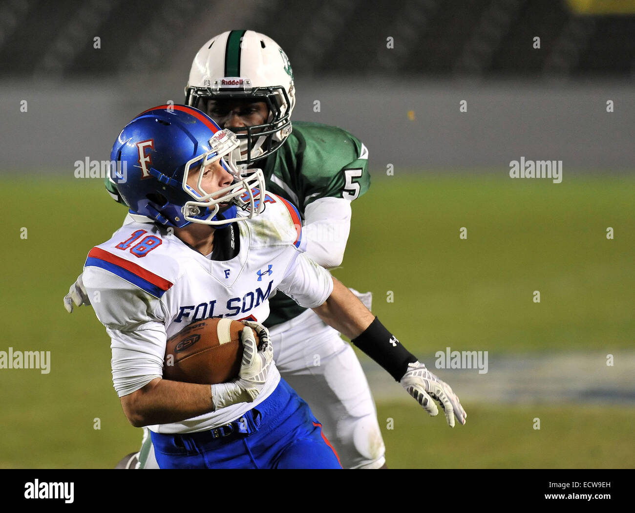Carson, CA. 19th Dec, 2014. Folsom Bulldogs Jake Jeffrey #18 catches ...