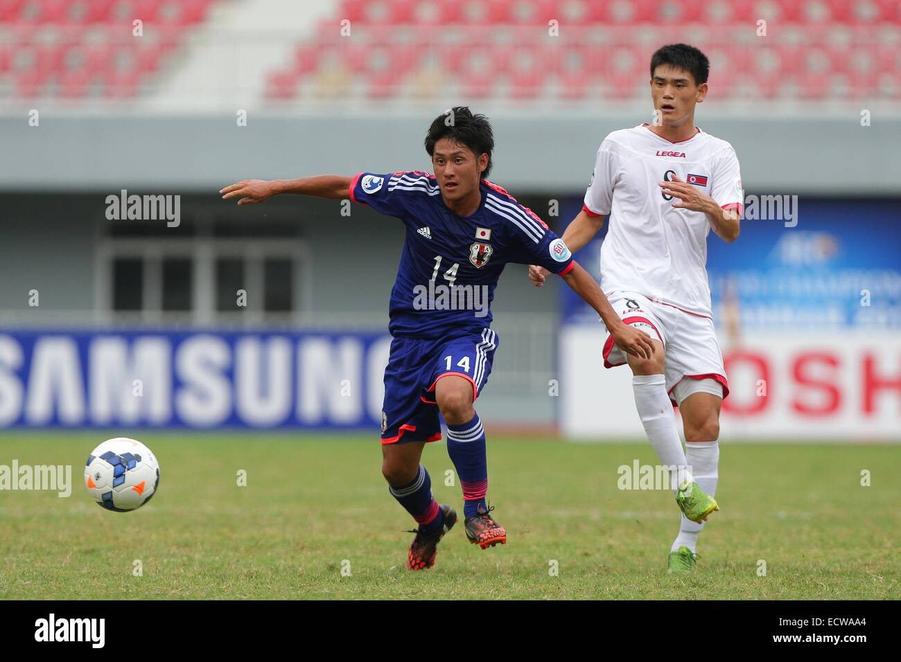 Nay Pyi Taw, Myanmar. 17th Oct, 2014. Takahiro Sekine (JPN), Un Chol Ri ...