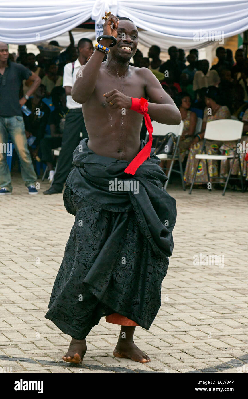 Ghana funeral dance hi-res stock photography and images - Alamy