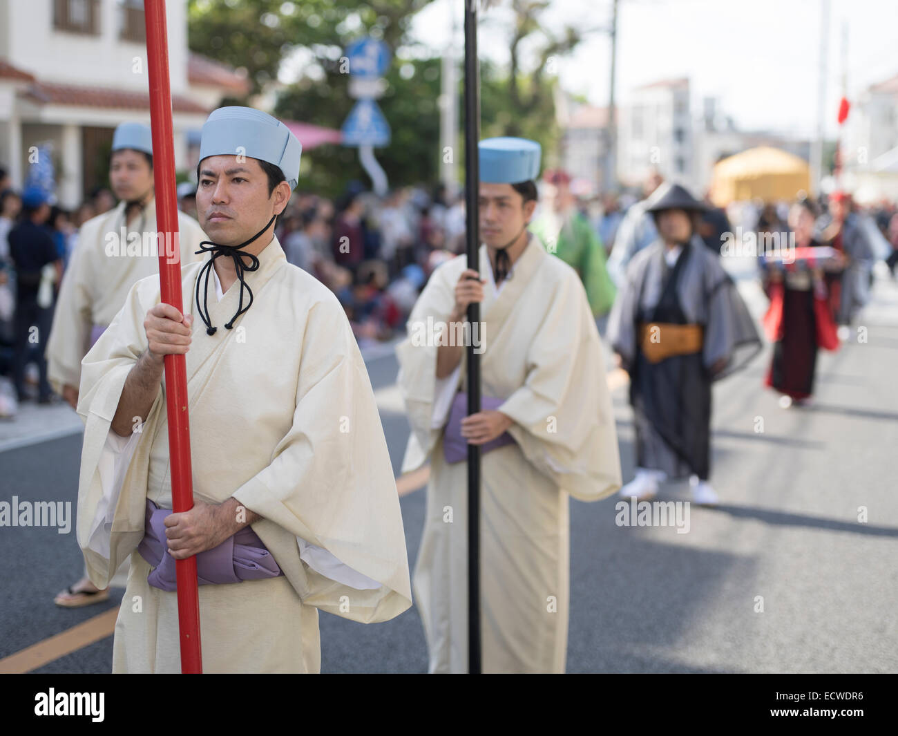 Along kokusai dori kokusai street traditional matsuri costume hi-res ...