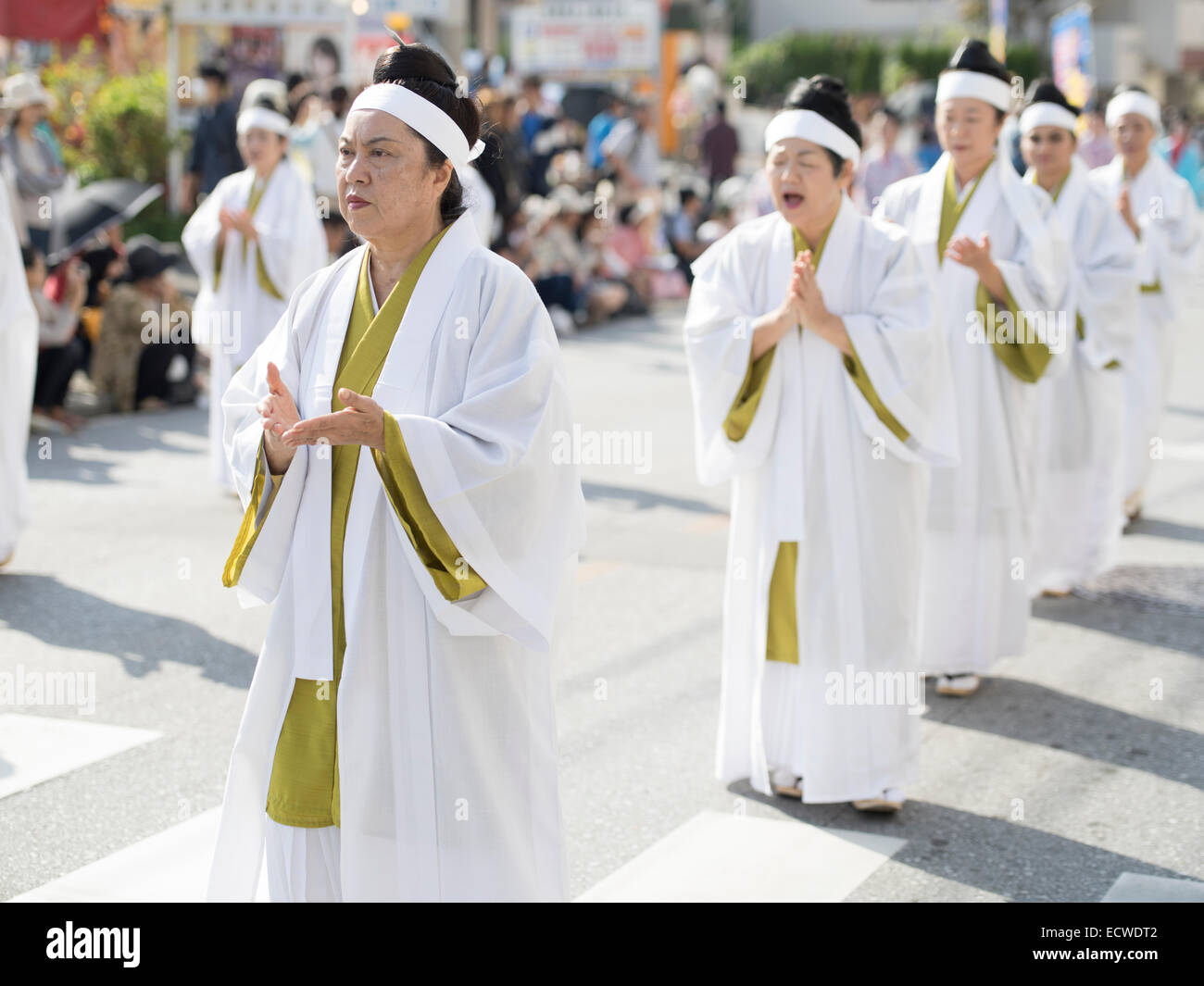 Priestesses hi-res stock photography and images - Alamy