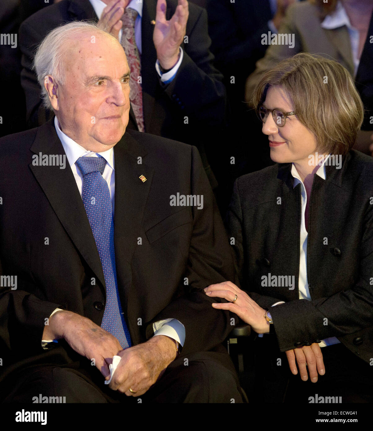 German Chancellor a.D. Helmut Kohl (C) next to his wife Maike Kohl ...