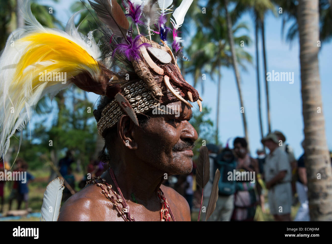 Tribal dance papua new guinea hi-res stock photography and images - Alamy