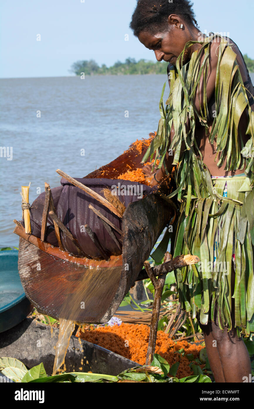 Sago papua new guinea hi-res stock photography and images - Alamy