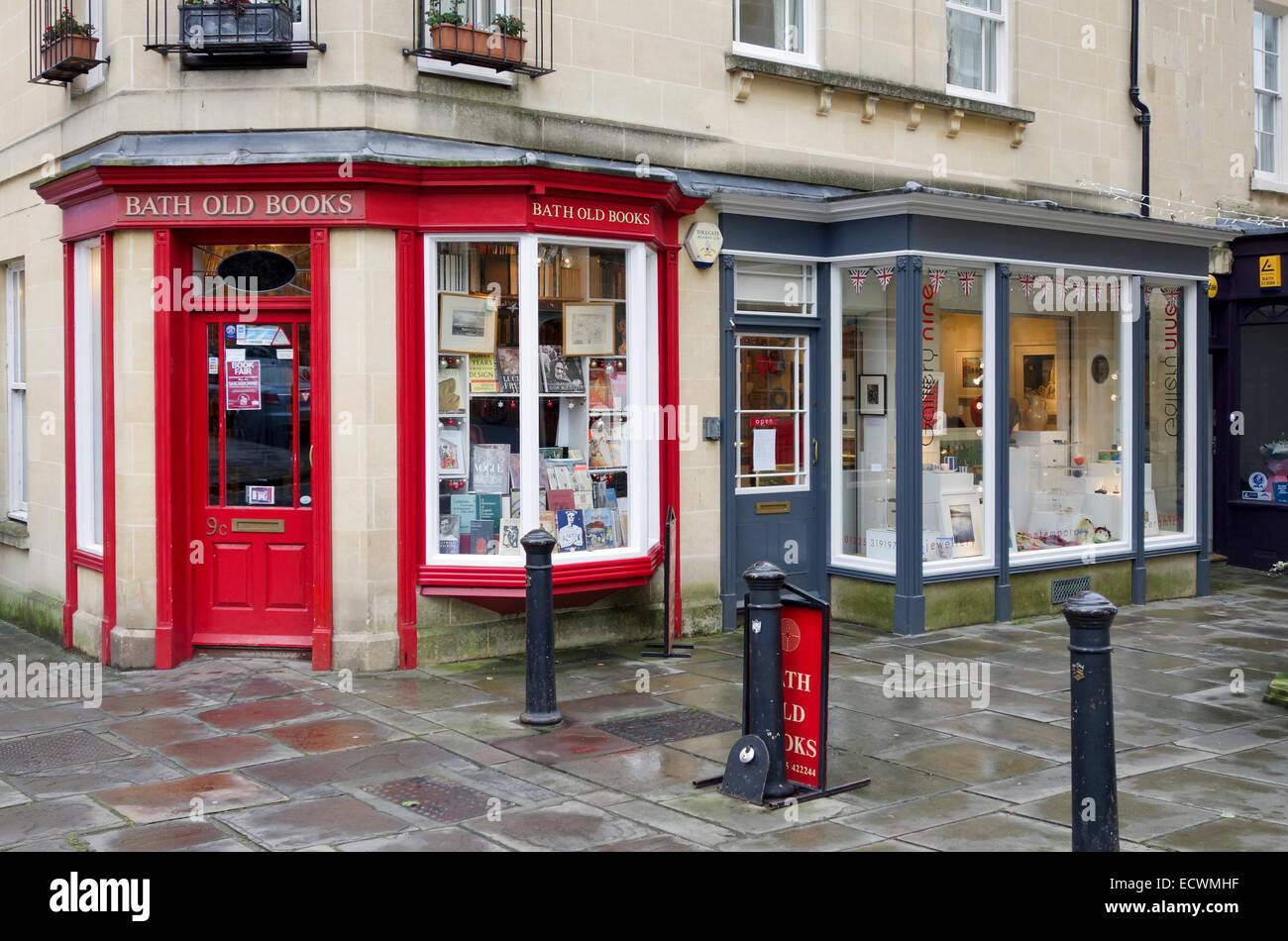Book shop exterior hi-res stock photography and images - Alamy