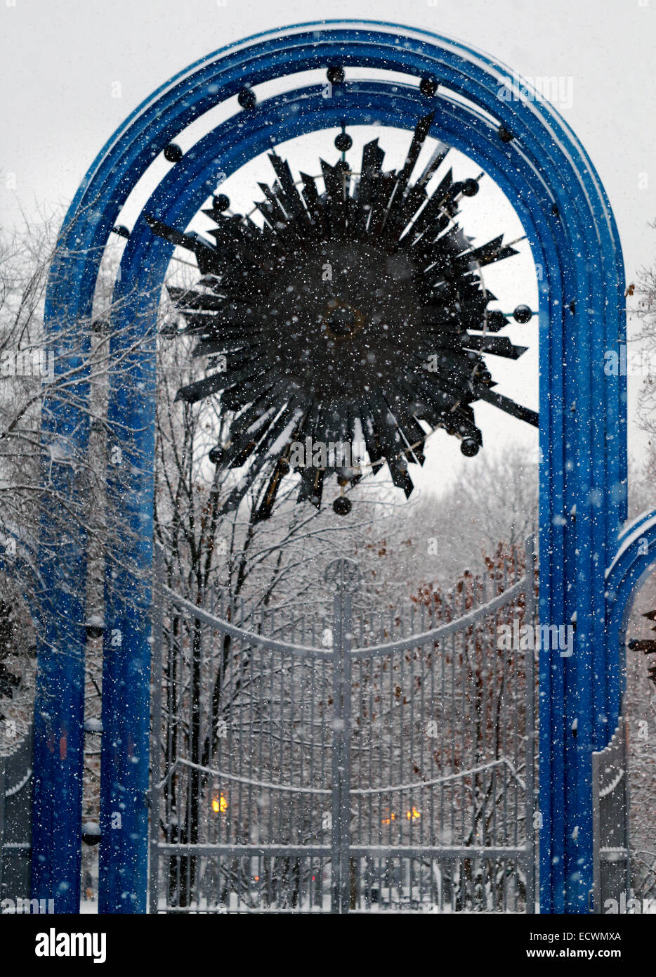 Beautiful gate hi-res stock photography and images - Alamy