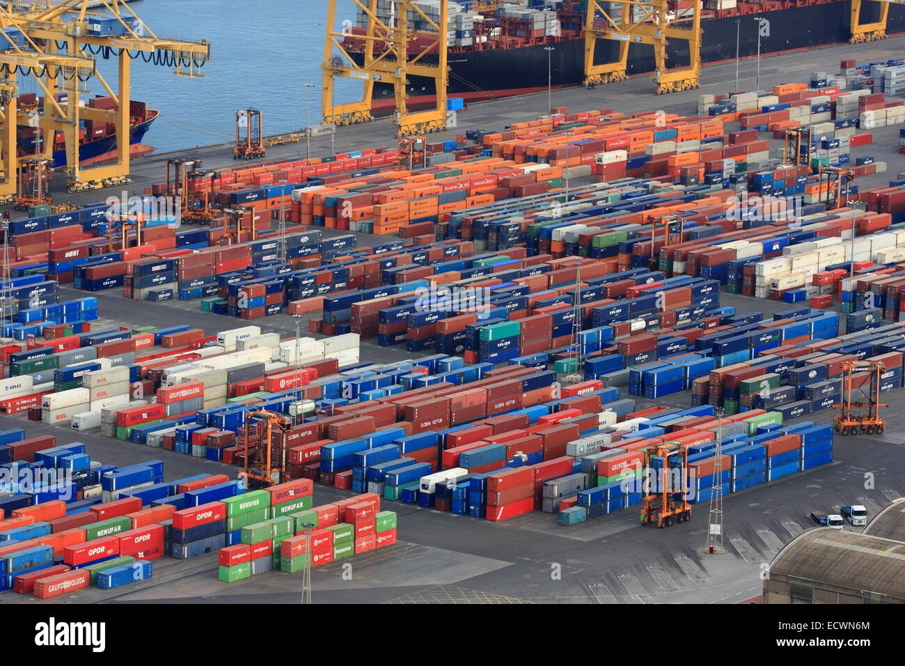 Barcelona container terminal hi-res stock photography and images - Alamy
