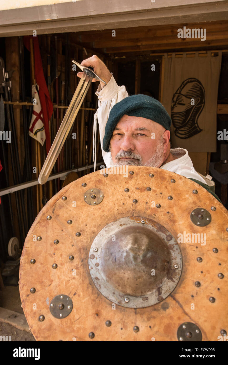 Renaissance faire hi-res stock photography and images - Alamy