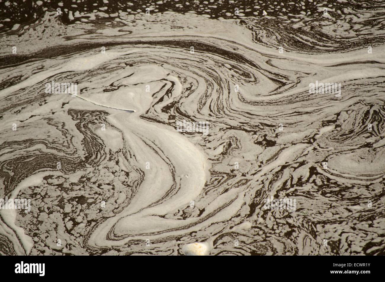 Foam patterns hi-res stock photography and images - Alamy