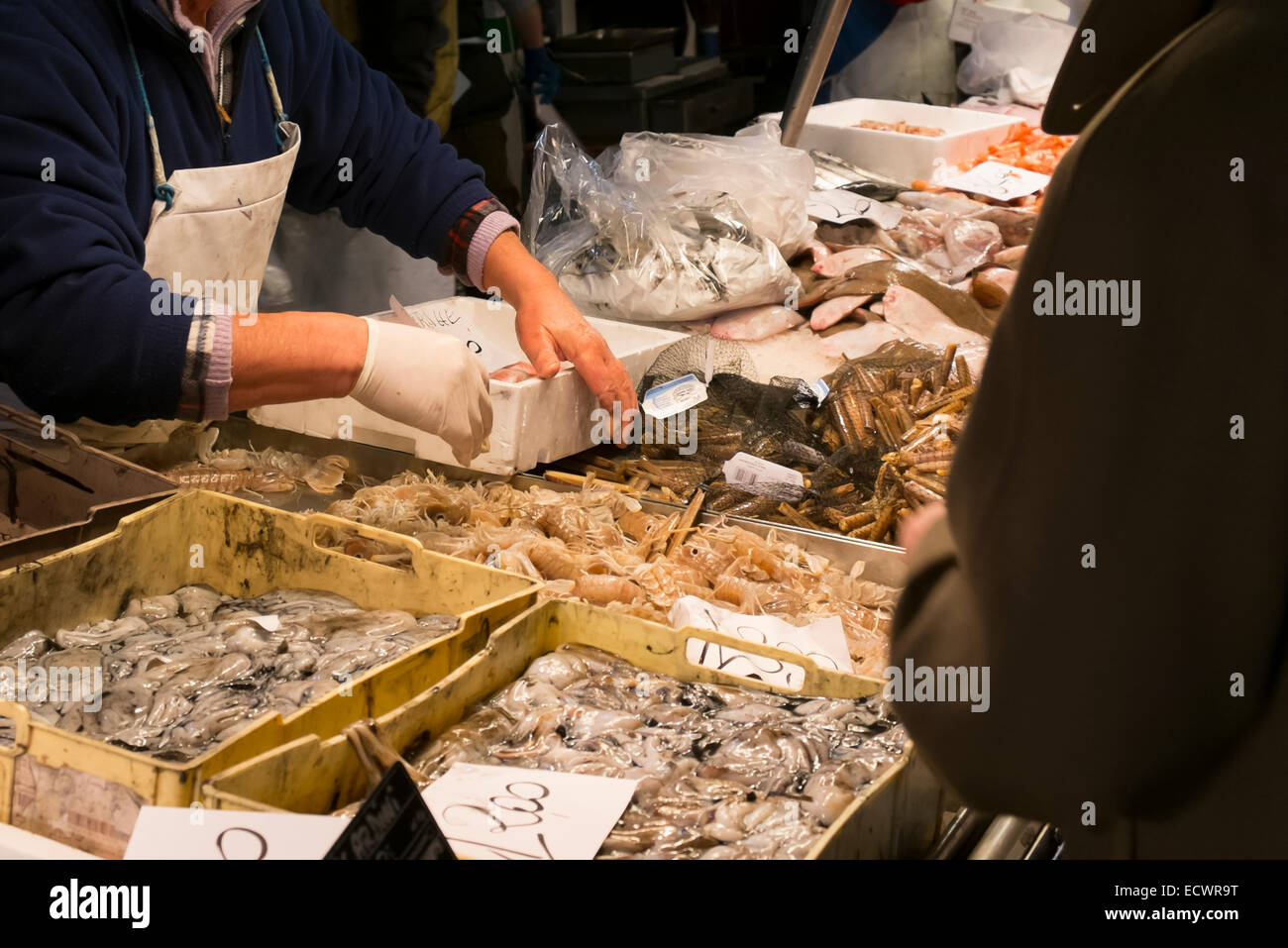 the outdoor fish market in Venice Stock Photo - Alamy