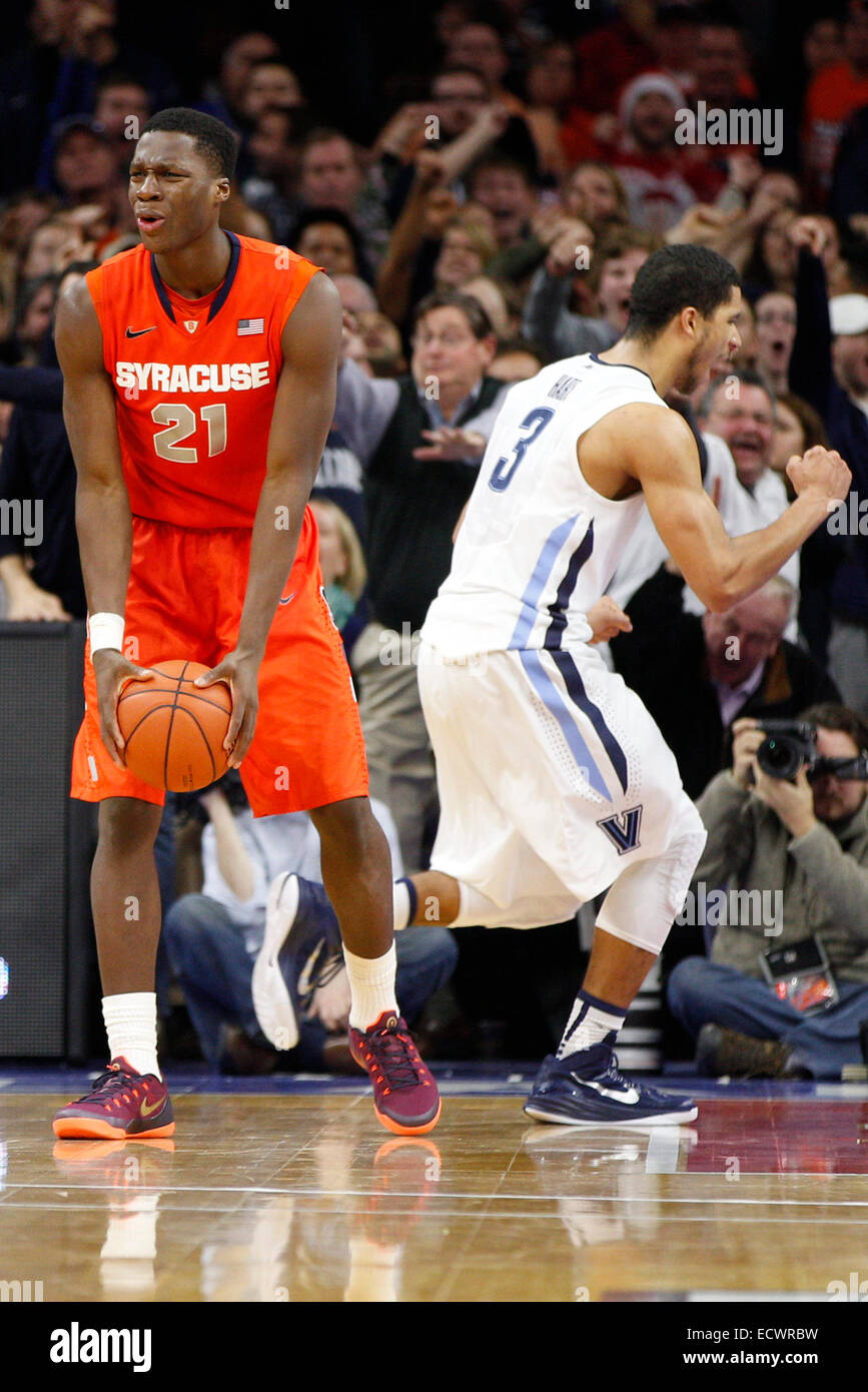 Overtime. 20th Dec, 2014. Syracuse Orange forward Tyler Roberson (21 ...