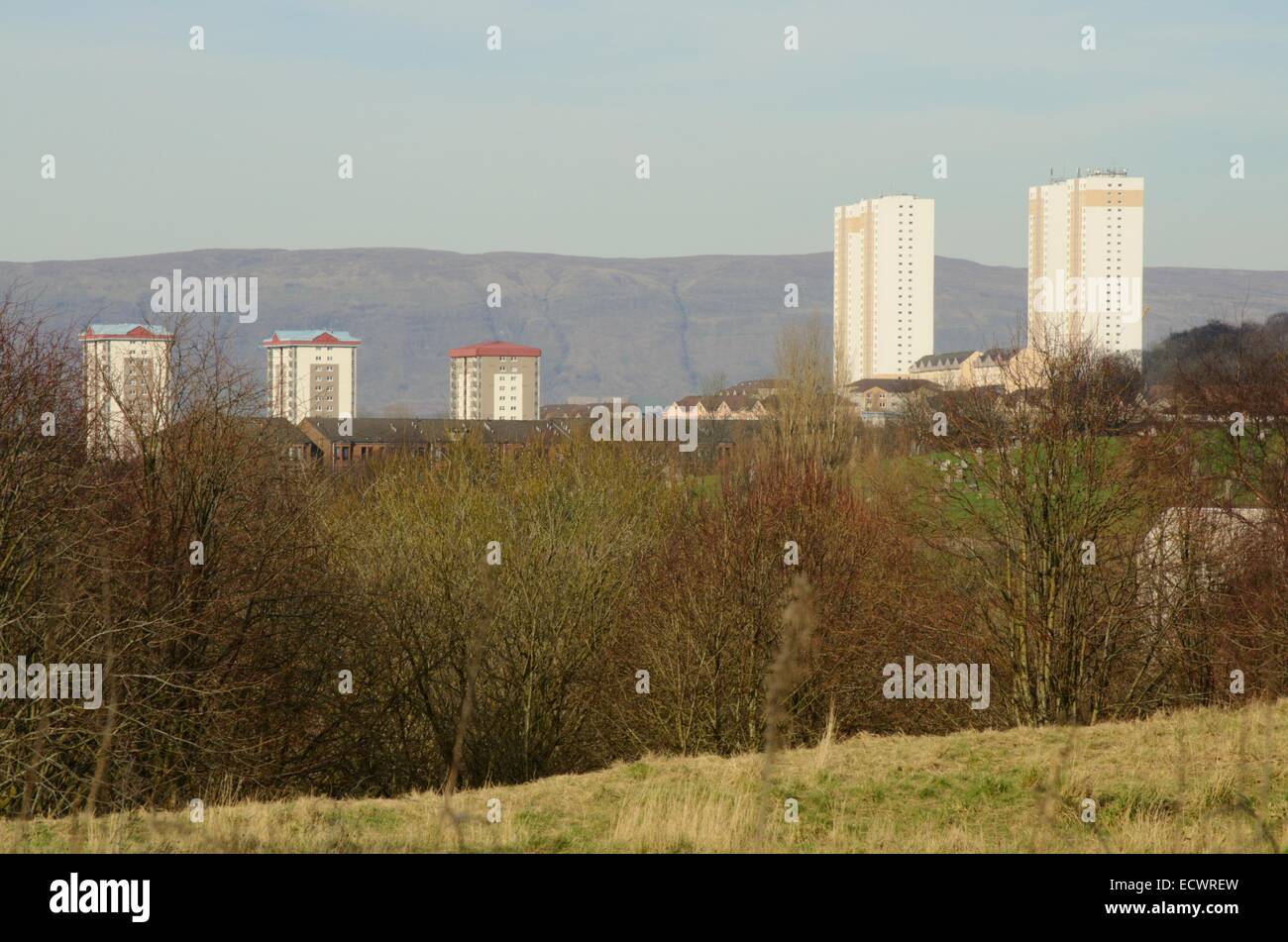 Block flats in sighthill hi-res stock photography and images - Alamy