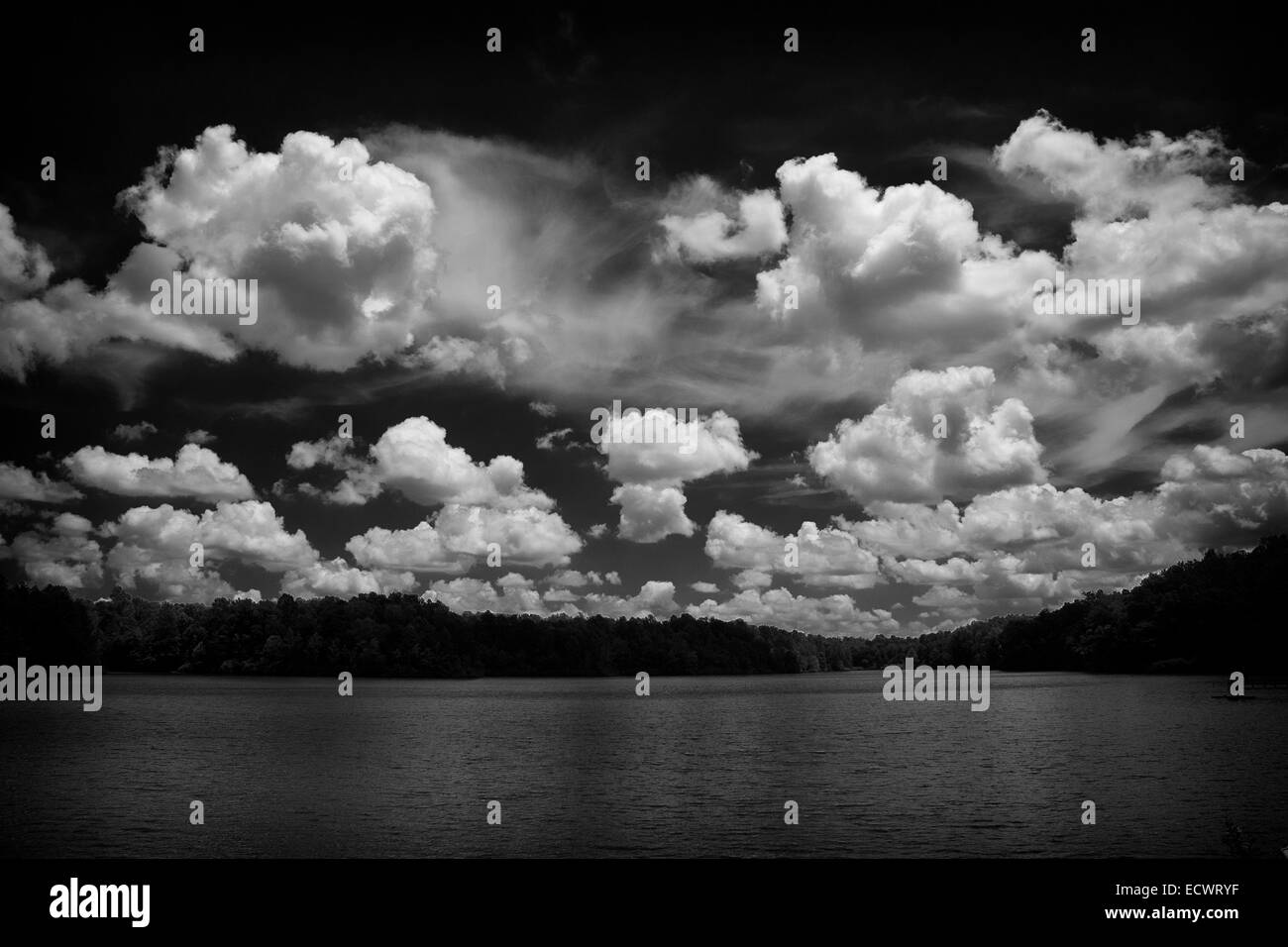 Red filter sky and clouds hi-res stock photography and images - Alamy