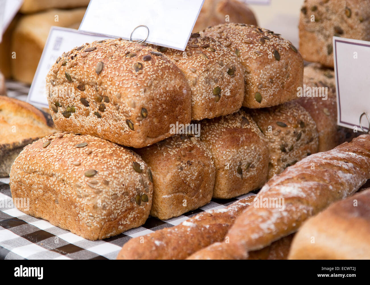 Food bakery fresh produce products hi-res stock photography and images ...