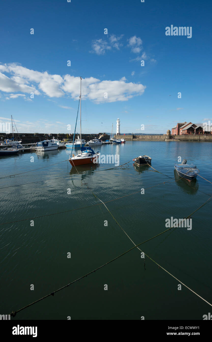 Newhaven Harbour, Edinburgh, Scotland Stock Photo - Alamy