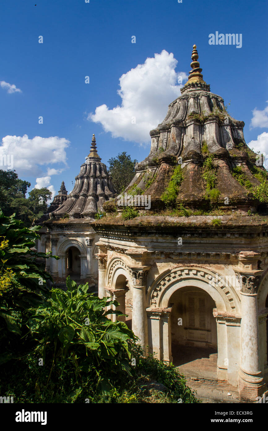 Buildings surrounded by trees hi-res stock photography and images - Alamy